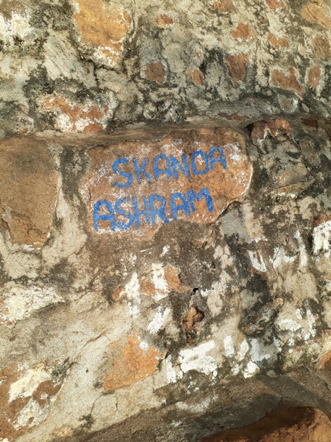 Tiruvannamalai: Skanda Ashram & National Highway 45 – TracelessTrails